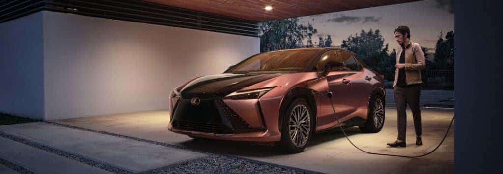 Lexus Electric Vehicles - How to Set Up a Charging Station