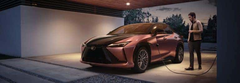 Lexus Electric Vehicles - How to Set Up a Charging Station