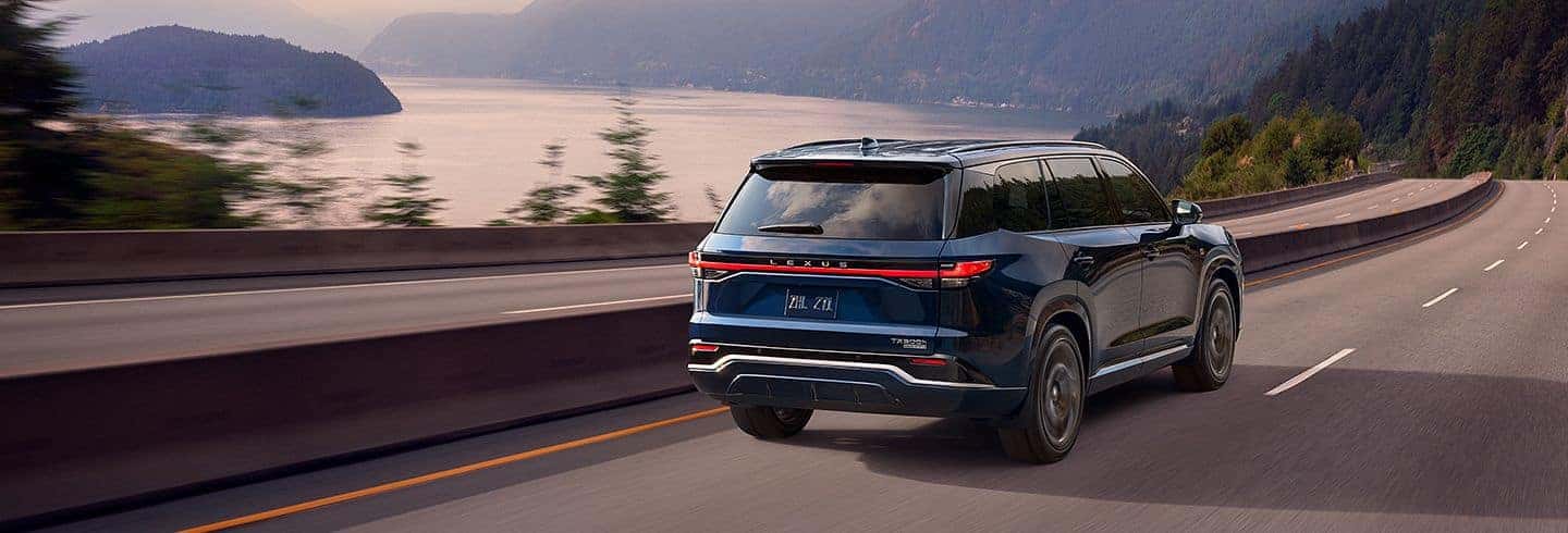 Comparing the Lexus TX versus the Acura MDX - Competition Comparison