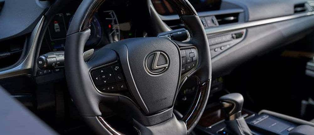 2019 LEXUS ES VS. 2019 LEXUS LS | Lexus of Naperville