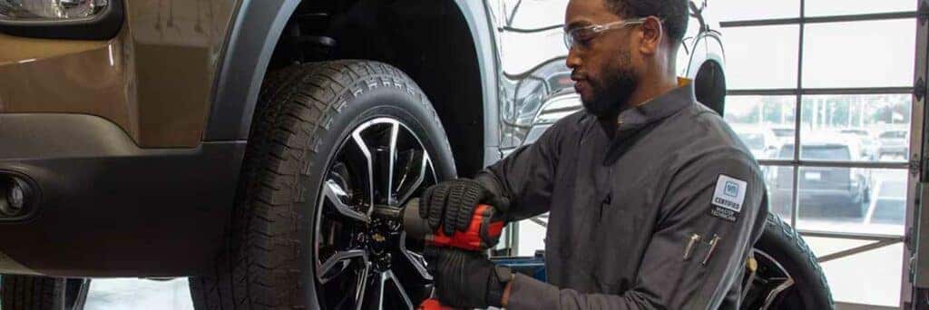 Benefits of Servicing Your Car with Mark Christopher Auto Center
