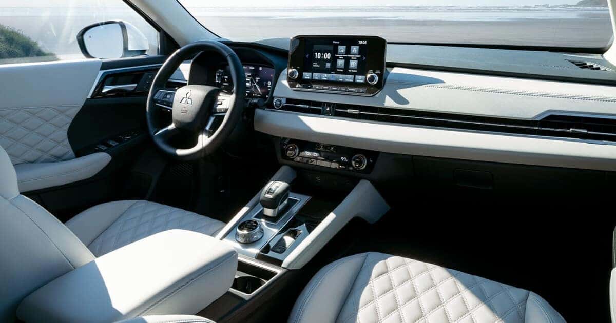 2023 Mitsubishi Outlander Interior | North Coast Mitsubishi Bedford