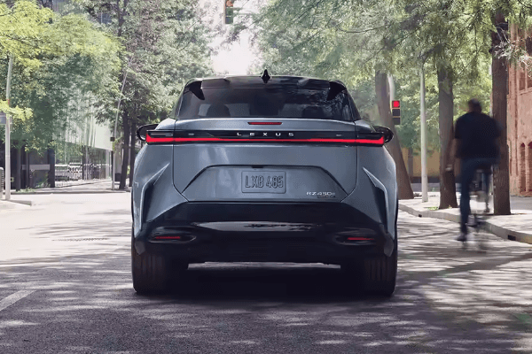 2023 Lexus RZ450e Review | Performance Lexus