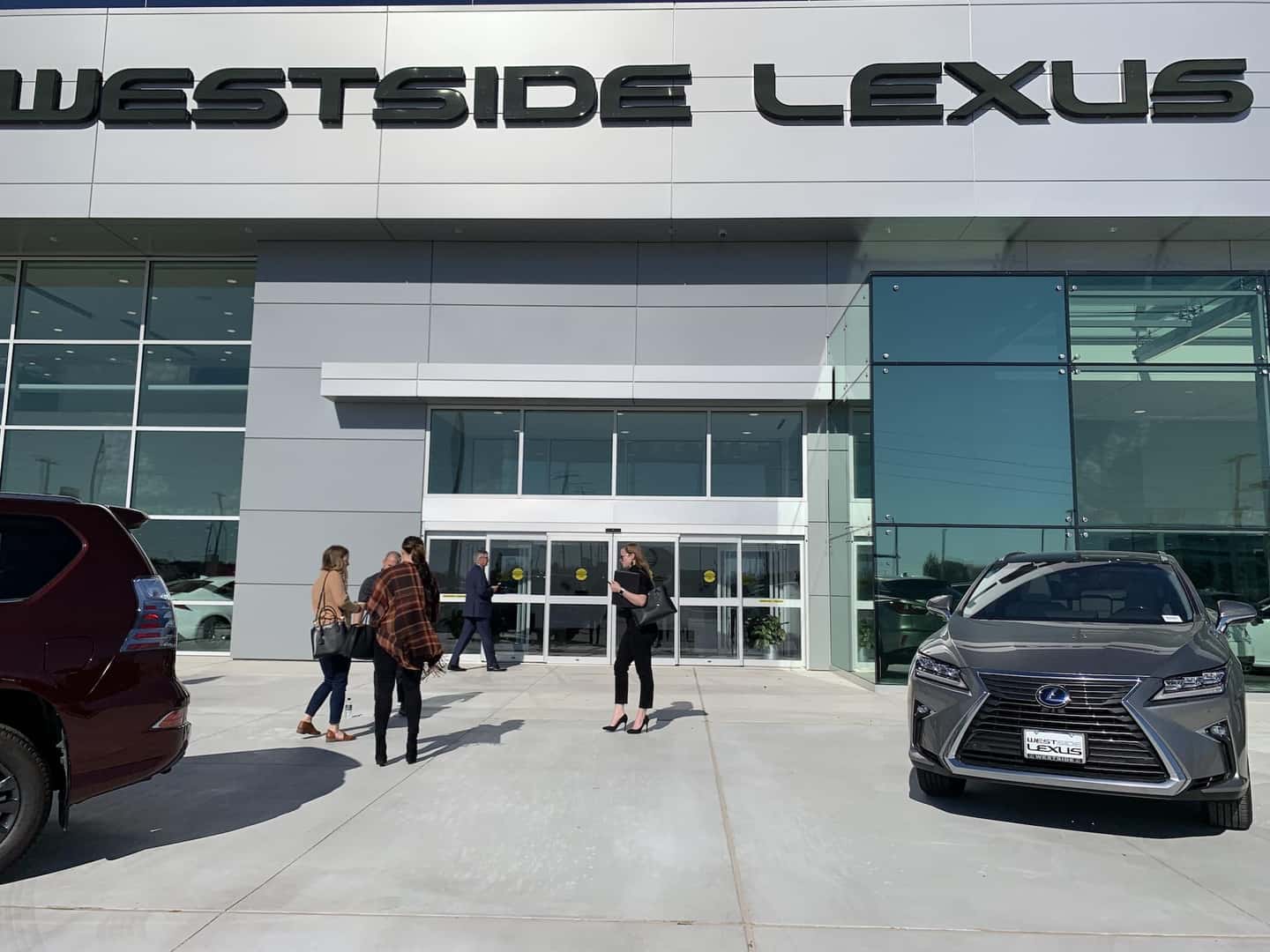 View Our Store | Westside Lexus